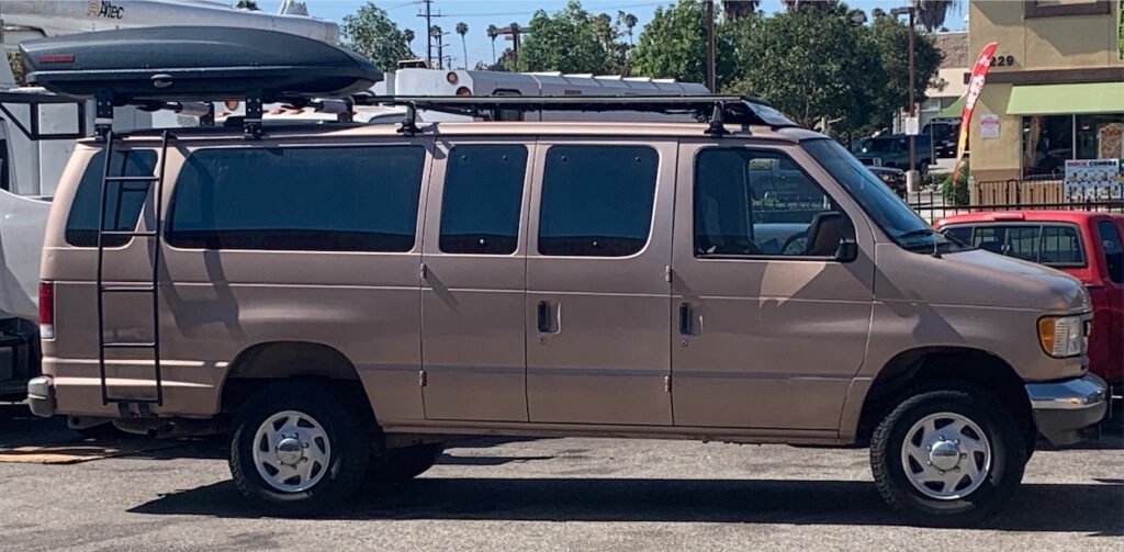 Premium Elite Ford E250 E350 2WD Lift Kit - MAXX-LIFT.com
